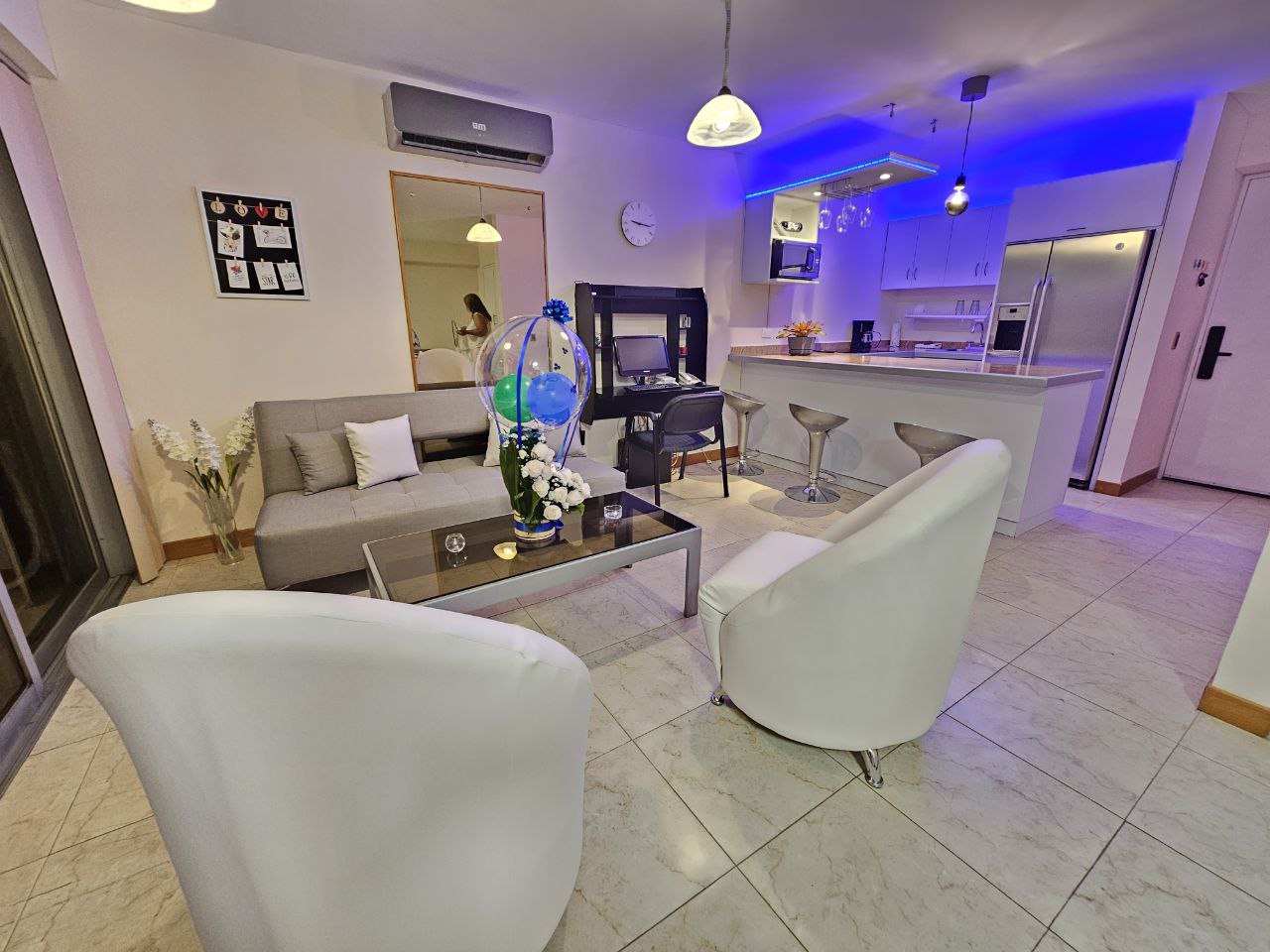 Urb. El Sebucán, Los Dos Caminos - CCS - HuespedeX